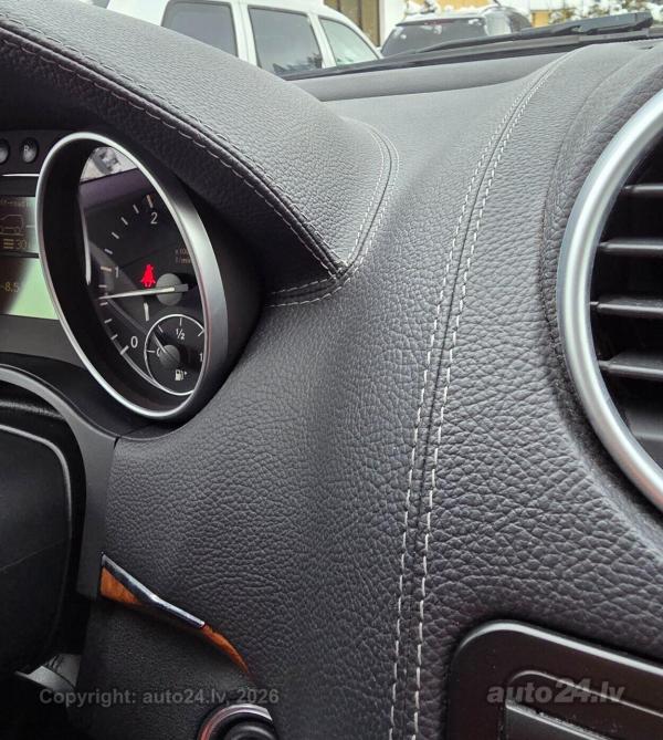 Mercedes-Benz GL-Class 2008 Tallina, ar dzinēja tilpumu 3.00 L un nobraukumu 240 tūkst. km par 9980 €, foto 11 vietnē AUTOMOTO.COM.LV