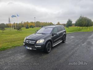 Mercedes-Benz GL-Class 2011 Tallina, ar dzinēja tilpumu 3.00 L un nobraukumu 242 tūkst. km par 15000 €, foto  vietnē AUTOMOTO.COM.LV