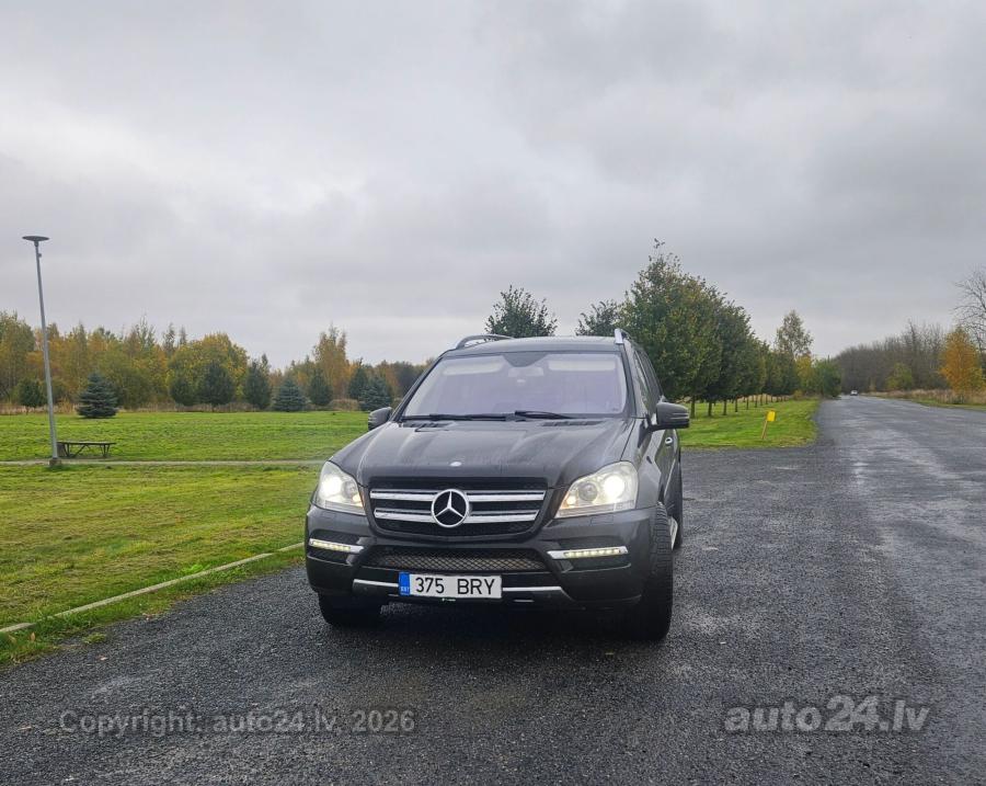 Mercedes-Benz GL-Class 2011 Tallina, ar dzinēja tilpumu 3.00 L un nobraukumu 242 tūkst. km par 15000 €, foto 3 vietnē AUTOMOTO.COM.LV