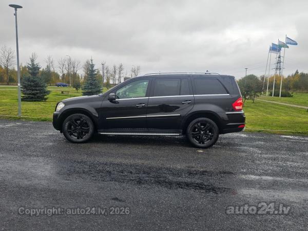 Mercedes-Benz GL-Class 2011 Tallina, ar dzinēja tilpumu 3.00 L un nobraukumu 242 tūkst. km par 15000 €, foto 6 vietnē AUTOMOTO.COM.LV