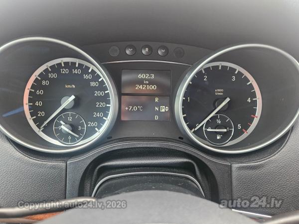 Mercedes-Benz GL-Class 2011 Tallina, ar dzinēja tilpumu 3.00 L un nobraukumu 242 tūkst. km par 15000 €, foto 11 vietnē AUTOMOTO.COM.LV