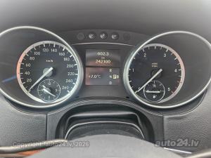 Mercedes-Benz GL-Class 2011 Tallina, ar dzinēja tilpumu 3.00 L un nobraukumu 242 tūkst. km par 15000 €, foto 11 vietnē AUTOMOTO.COM.LV