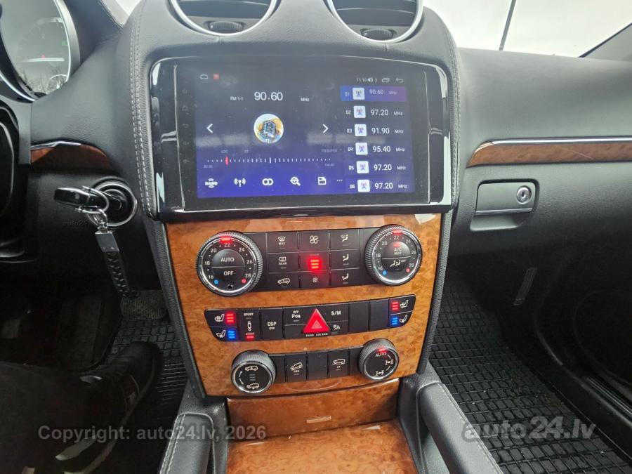 Mercedes-Benz GL-Class 2011 Tallina, ar dzinēja tilpumu 3.00 L un nobraukumu 242 tūkst. km par 15000 €, foto 14 vietnē AUTOMOTO.COM.LV