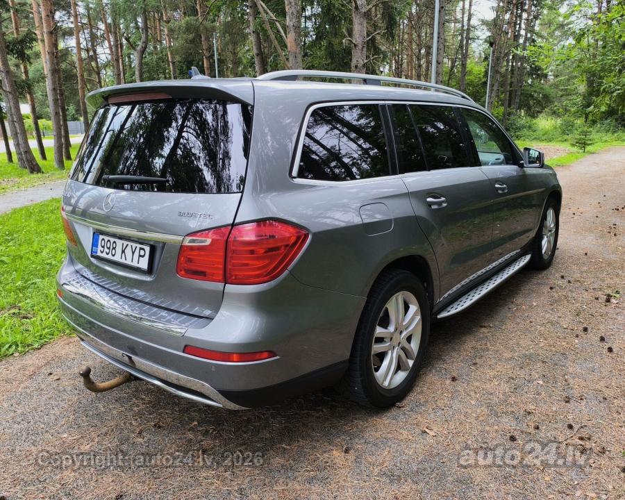 Mercedes-Benz GL-Class 2013 in Tallinn, with an engine capacity of 3.00 L and mileage of 300 thousand km for 14990 €, photo 6 on AUTOMOTO.COM.LV