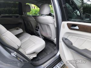 Mercedes-Benz GL-Class 2013 in Tallinn, with an engine capacity of 3.00 L and mileage of 300 thousand km for 14990 €, photo 21 on AUTOMOTO.COM.LV