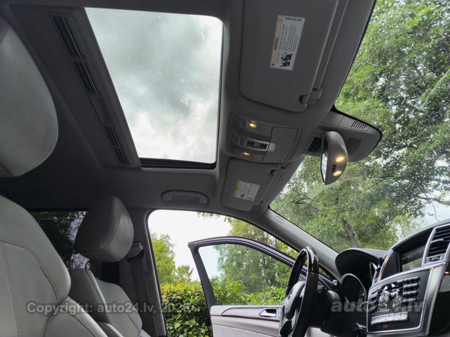 Mercedes-Benz GL-Class 2013 in Tallinn, with an engine capacity of 3.00 L and mileage of 300 thousand km for 14990 €, photo 25 on AUTOMOTO.COM.LV