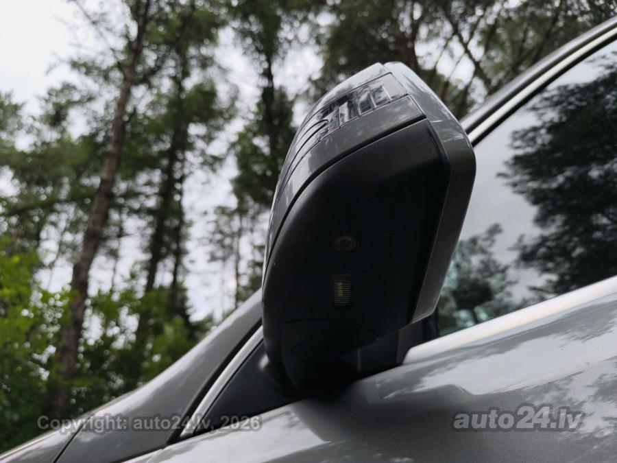 Mercedes-Benz GL-Class 2013 in Tallinn, with an engine capacity of 3.00 L and mileage of 300 thousand km for 14990 €, photo 26 on AUTOMOTO.COM.LV