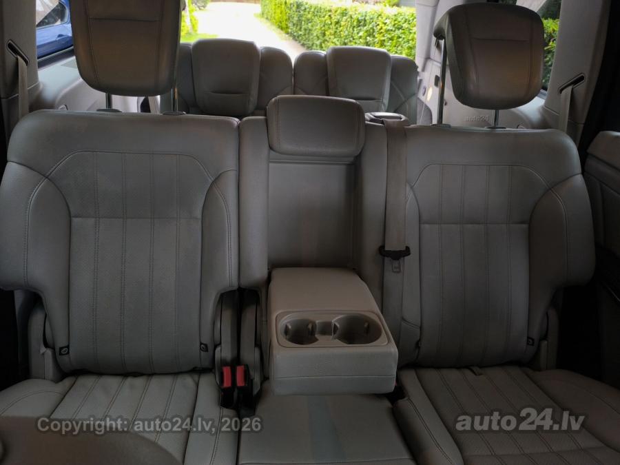 Mercedes-Benz GL-Class 2013 in Tallinn, with an engine capacity of 3.00 L and mileage of 300 thousand km for 14990 €, photo 28 on AUTOMOTO.COM.LV