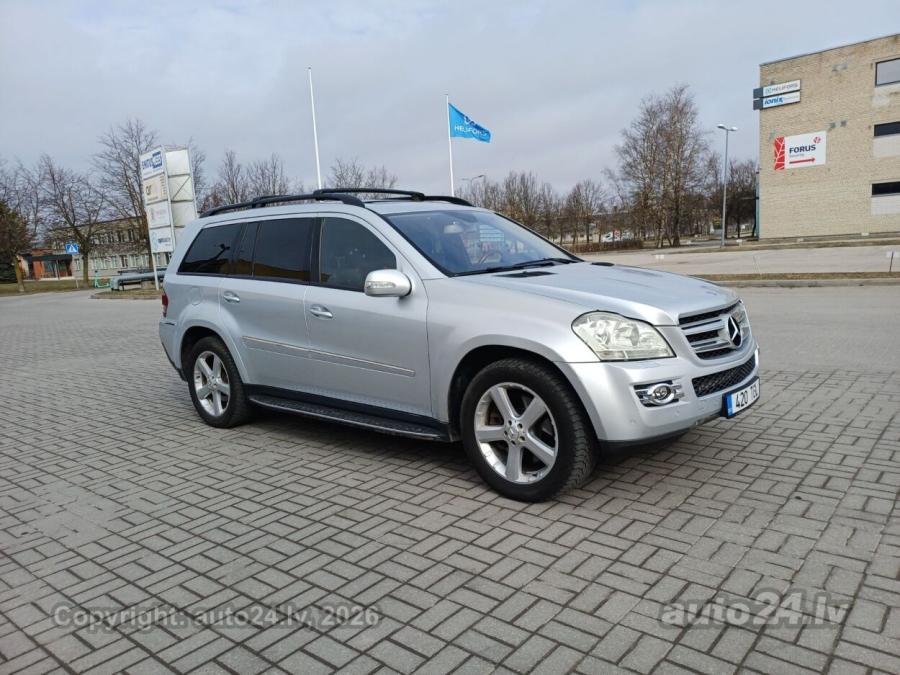 Grey Mercedes-Benz GL-Class 2006 in Tallinn, with an engine capacity of 4.00 L and mileage of 340 thousand km for 9900 €, photo 1 on AUTOMOTO.COM.LV