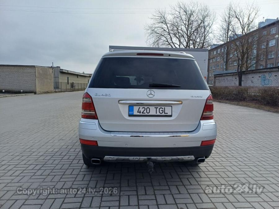 Grey Mercedes-Benz GL-Class 2006 in Tallinn, with an engine capacity of 4.00 L and mileage of 340 thousand km for 9900 €, photo 7 on AUTOMOTO.COM.LV