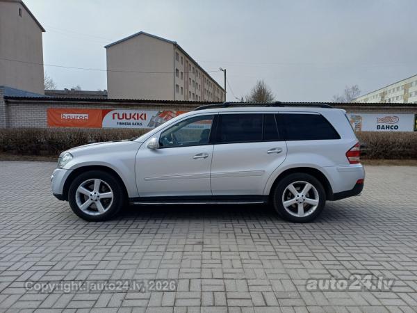 Grey Mercedes-Benz GL-Class 2006 in Tallinn, with an engine capacity of 4.00 L and mileage of 328 thousand km for 8000 €, photo 3 on AUTOMOTO.COM.LV