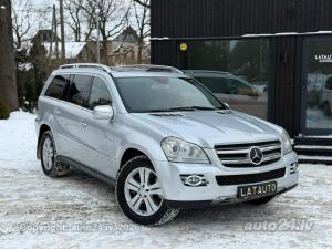 Pelēks Mercedes-Benz GL-Class 2008 Rīga, ar dzinēja tilpumu 3.00 L un nobraukumu 248 tūkst. km par 11990 €, foto  vietnē AUTOMOTO.COM.LV