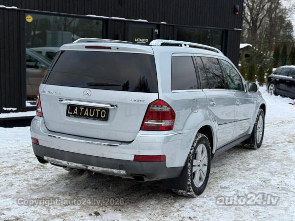 Grey Mercedes-Benz GL-Class 2008 in Riga, with an engine capacity of 3.00 L and mileage of 248 thousand km for 11990 €, photo 5 on AUTOMOTO.COM.LV