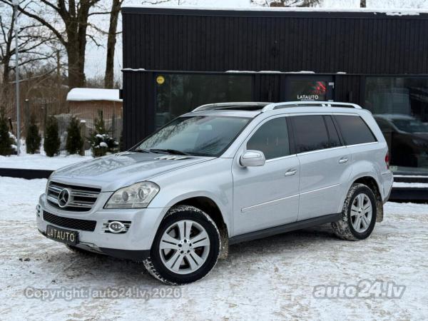 Grey Mercedes-Benz GL-Class 2008 in Riga, with an engine capacity of 3.00 L and mileage of 248 thousand km for 11990 €, photo 9 on AUTOMOTO.COM.LV
