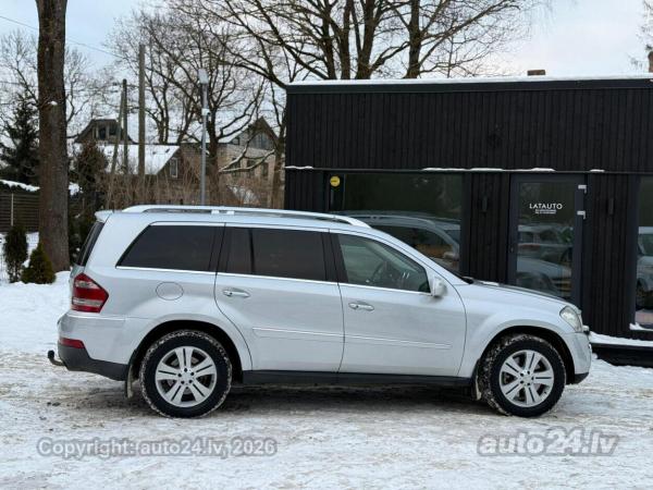 Grey Mercedes-Benz GL-Class 2008 in Riga, with an engine capacity of 3.00 L and mileage of 248 thousand km for 11990 €, photo 4 on AUTOMOTO.COM.LV