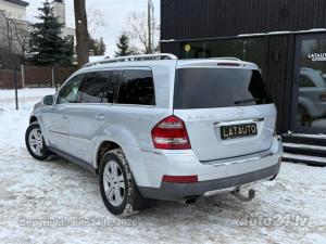 Grey Mercedes-Benz GL-Class 2008 in Riga, with an engine capacity of 3.00 L and mileage of 248 thousand km for 11990 €, photo 7 on AUTOMOTO.COM.LV