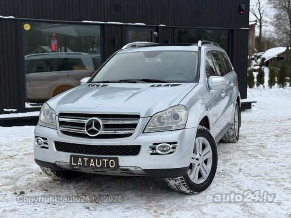 Grey Mercedes-Benz GL-Class 2008 in Riga, with an engine capacity of 3.00 L and mileage of 248 thousand km for 11990 €, photo 10 on AUTOMOTO.COM.LV