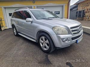 Pelēks Mercedes-Benz GL-Class 2009 Tallina, ar dzinēja tilpumu 4.00 L un nobraukumu 390 tūkst. km par 5999 €, foto 3 vietnē AUTOMOTO.COM.LV