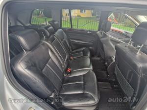 Pelēks Mercedes-Benz GL-Class 2009 Tallina, ar dzinēja tilpumu 4.00 L un nobraukumu 390 tūkst. km par 5999 €, foto 12 vietnē AUTOMOTO.COM.LV