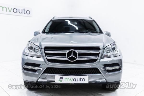 Grey Mercedes-Benz GL-Class 2010 in Tallinn, with an engine capacity of 3.00 L and mileage of 371 thousand km for 9990 €, photo 4 on AUTOMOTO.COM.LV