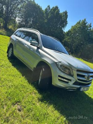 Grey Mercedes-Benz GL-Class 2013 in Tallinn, with an engine capacity of 3.00 L and mileage of 225 thousand km for 17000 €, photo 3 on AUTOMOTO.COM.LV