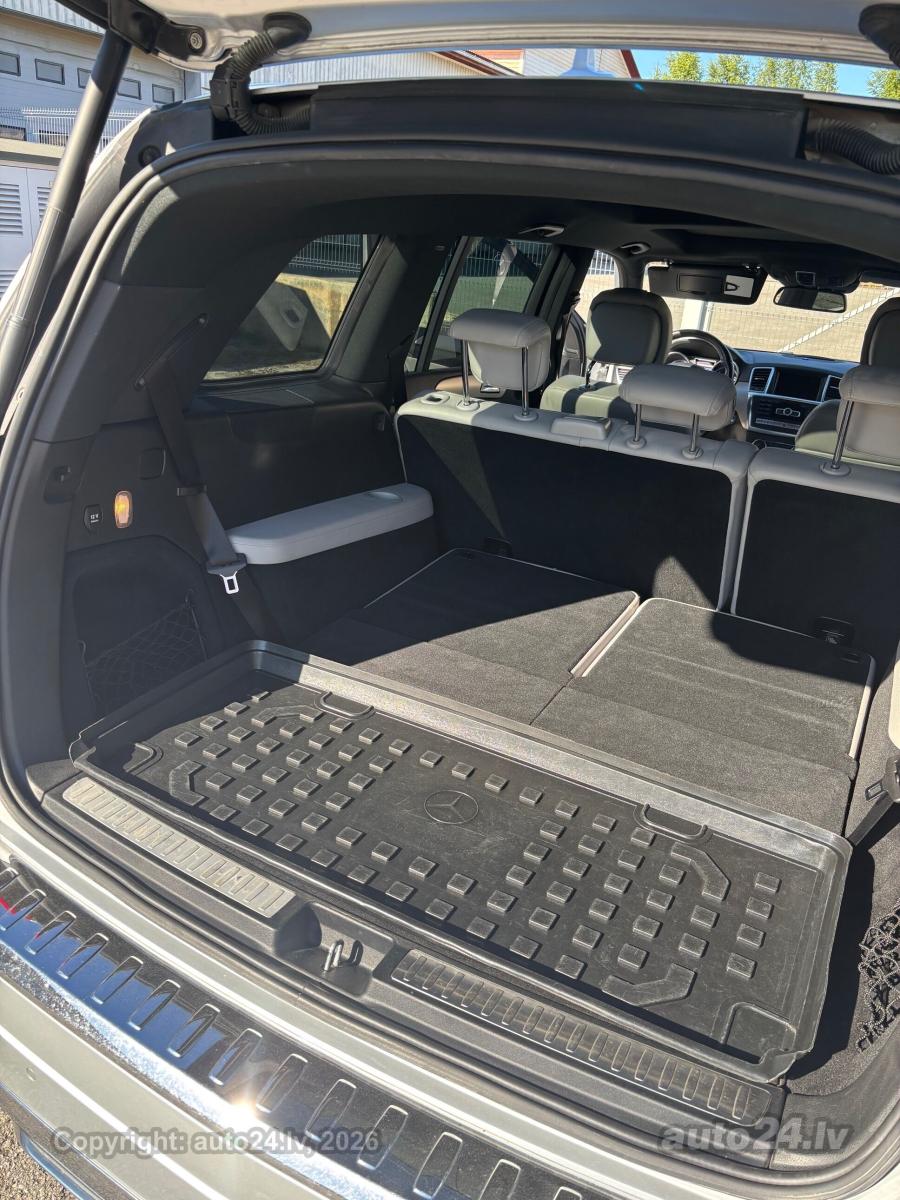 Grey Mercedes-Benz GL-Class 2013 in Tallinn, with an engine capacity of 3.00 L and mileage of 225 thousand km for 17000 €, photo 12 on AUTOMOTO.COM.LV