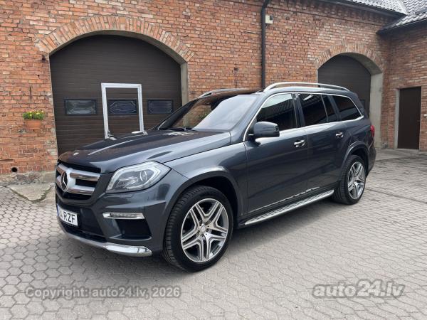 Grey Mercedes-Benz GL-Class 2015 in Viljandi, with an engine capacity of 4.70 L and mileage of 253 thousand km for 34900 €, photo 1 on AUTOMOTO.COM.LV