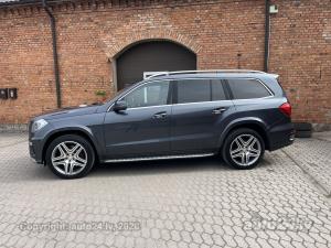 Grey Mercedes-Benz GL-Class 2015 in Viljandi, with an engine capacity of 4.70 L and mileage of 253 thousand km for 34900 €, photo 3 on AUTOMOTO.COM.LV