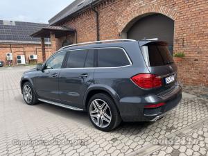 Grey Mercedes-Benz GL-Class 2015 in Viljandi, with an engine capacity of 4.70 L and mileage of 253 thousand km for 34900 €, photo 4 on AUTOMOTO.COM.LV