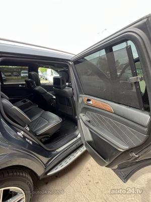 Grey Mercedes-Benz GL-Class 2015 in Viljandi, with an engine capacity of 4.70 L and mileage of 253 thousand km for 34900 €, photo 9 on AUTOMOTO.COM.LV