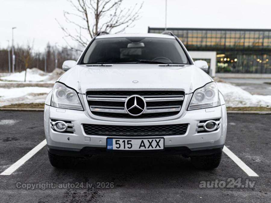 Grey Mercedes-Benz GL-Class 2007 in Tallinn, with an engine capacity of 3.00 L and mileage of 399 thousand km for 7990 €, photo 2 on AUTOMOTO.COM.LV