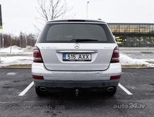 Grey Mercedes-Benz GL-Class 2007 in Tallinn, with an engine capacity of 3.00 L and mileage of 399 thousand km for 7990 €, photo 5 on AUTOMOTO.COM.LV