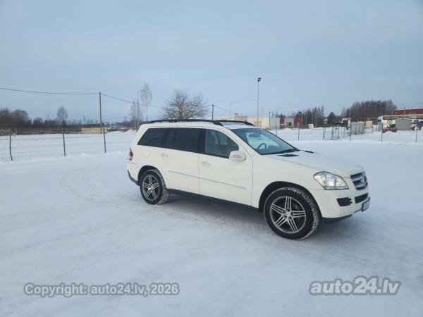 Balts Mercedes-Benz GL-Class 2007 Tallina, ar dzinēja tilpumu 4.70 L un nobraukumu 327 tūkst. km par 8000 €, foto 2 vietnē AUTOMOTO.COM.LV