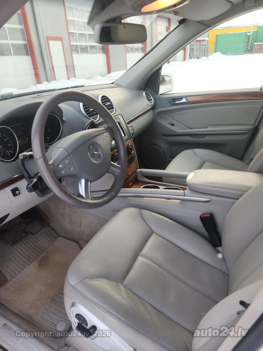Balts Mercedes-Benz GL-Class 2007 Tallina, ar dzinēja tilpumu 4.70 L un nobraukumu 327 tūkst. km par 8000 €, foto 6 vietnē AUTOMOTO.COM.LV