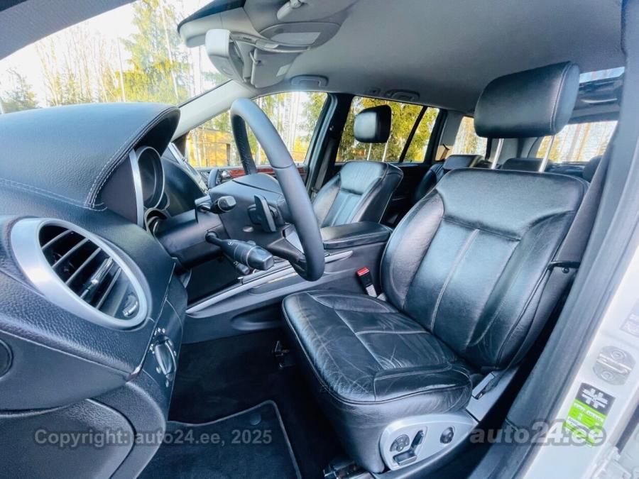 Balts Mercedes-Benz GL-Class 2010 Tartu, ar dzinēja tilpumu 3.00 L un nobraukumu 346 tūkst. km par 13999 €, foto 7 vietnē AUTOMOTO.COM.LV