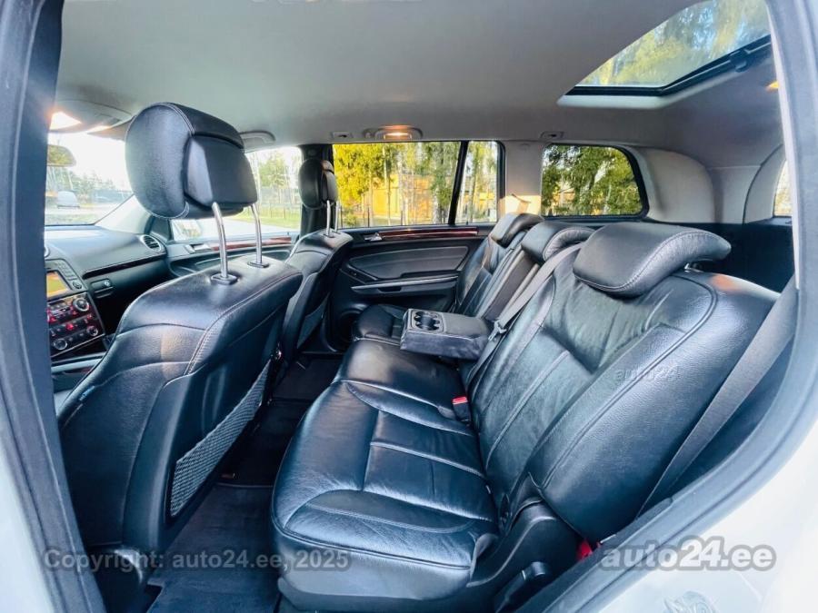 Balts Mercedes-Benz GL-Class 2010 Tartu, ar dzinēja tilpumu 3.00 L un nobraukumu 346 tūkst. km par 13999 €, foto 11 vietnē AUTOMOTO.COM.LV