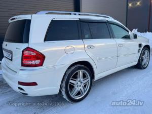 Balts Mercedes-Benz GL-Class 2010 Tartu, ar dzinēja tilpumu 5.50 L un nobraukumu 100 tūkst. km par 12900 €, foto 4 vietnē AUTOMOTO.COM.LV