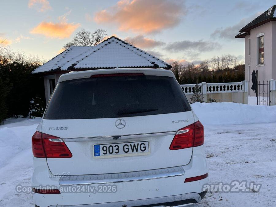 Balts Mercedes-Benz GL-Class 2015 Tallina, ar dzinēja tilpumu 3.00 L un nobraukumu 224 tūkst. km par 24990 €, foto 3 vietnē AUTOMOTO.COM.LV