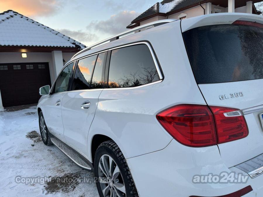 Balts Mercedes-Benz GL-Class 2015 Tallina, ar dzinēja tilpumu 3.00 L un nobraukumu 224 tūkst. km par 24990 €, foto 4 vietnē AUTOMOTO.COM.LV