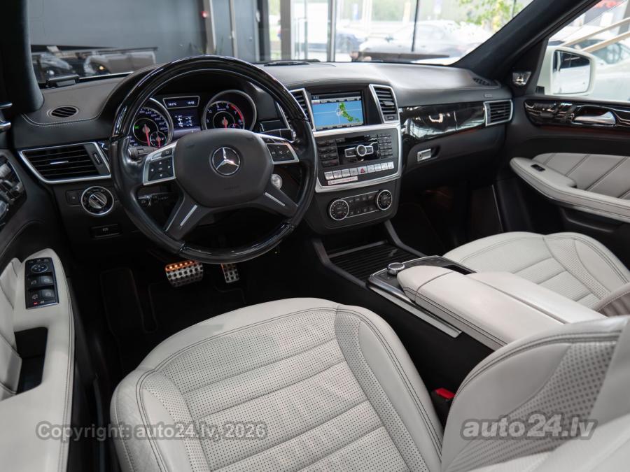 Balts Mercedes-Benz GL-Class 2015 Tallina, ar dzinēja tilpumu 5.50 L un nobraukumu 95 tūkst. km par 44990 €, foto 7 vietnē AUTOMOTO.COM.LV