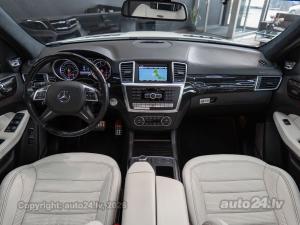 Balts Mercedes-Benz GL-Class 2015 Tallina, ar dzinēja tilpumu 5.50 L un nobraukumu 95 tūkst. km par 44990 €, foto 8 vietnē AUTOMOTO.COM.LV