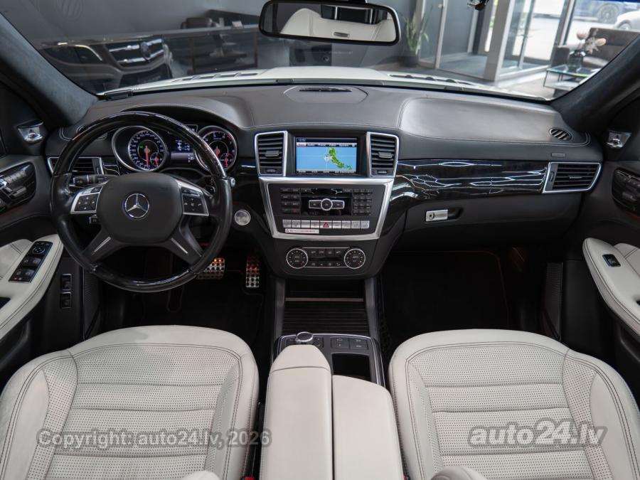 Balts Mercedes-Benz GL-Class 2015 Tallina, ar dzinēja tilpumu 5.50 L un nobraukumu 95 tūkst. km par 44990 €, foto 8 vietnē AUTOMOTO.COM.LV