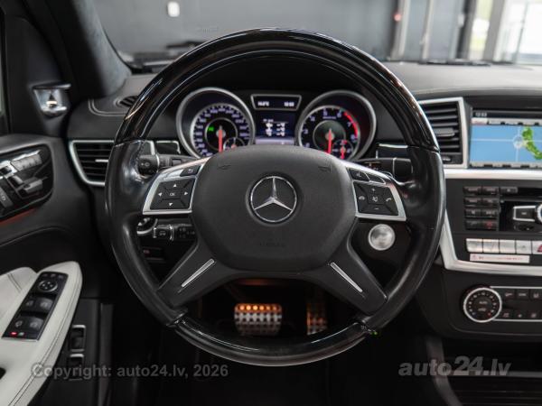 Белый Мерседес ГЛ-класс 2015 в Таллин, объемом двигателя 5.50 л и пробегом 95 тыс. км за 44990 €, фото 8 на AUTOMOTO.COM.LV