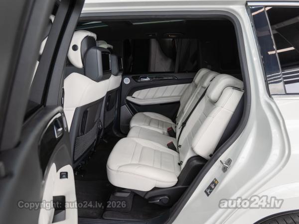 Белый Мерседес ГЛ-класс 2015 в Таллин, объемом двигателя 5.50 л и пробегом 95 тыс. км за 44990 €, фото 10 на AUTOMOTO.COM.LV