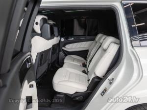 Balts Mercedes-Benz GL-Class 2015 Tallina, ar dzinēja tilpumu 5.50 L un nobraukumu 95 tūkst. km par 44990 €, foto 11 vietnē AUTOMOTO.COM.LV