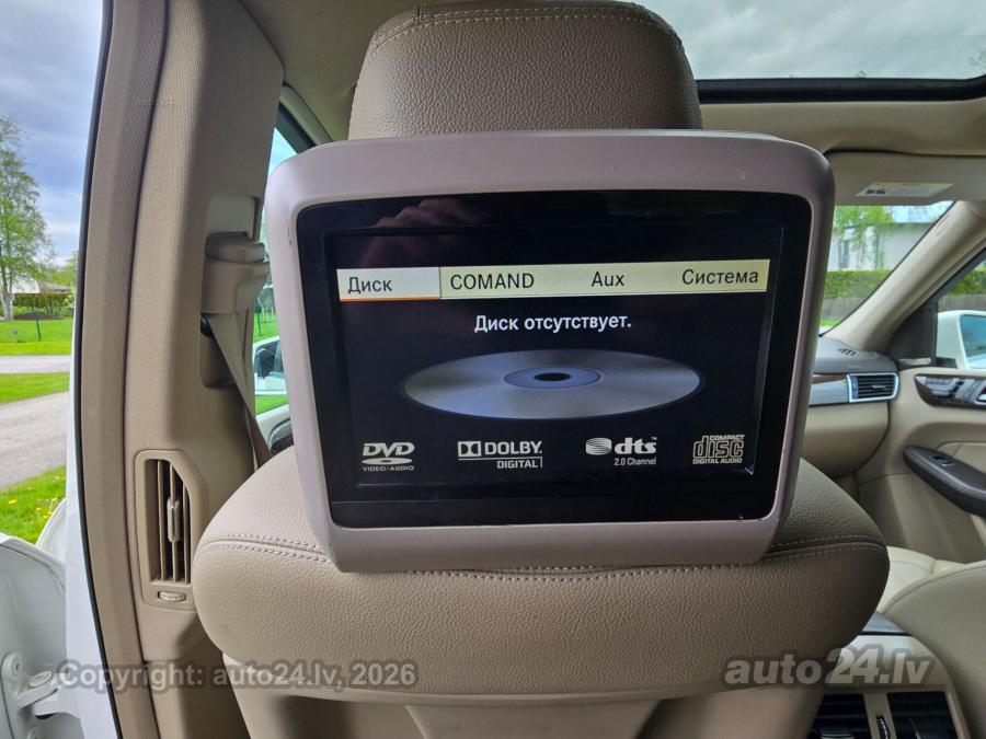 White Mercedes-Benz GL-Class 2015 in Tallinn, with an engine capacity of 3.00 L and mileage of 277 thousand km for 15990 €, photo 18 on AUTOMOTO.COM.LV