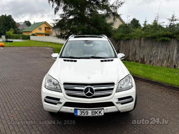 Balts Mercedes-Benz GL-Class 2010 Rapla, ar dzinēja tilpumu 4.70 L un nobraukumu 371 tūkst. km par 13500 €, foto 3 vietnē AUTOMOTO.COM.LV