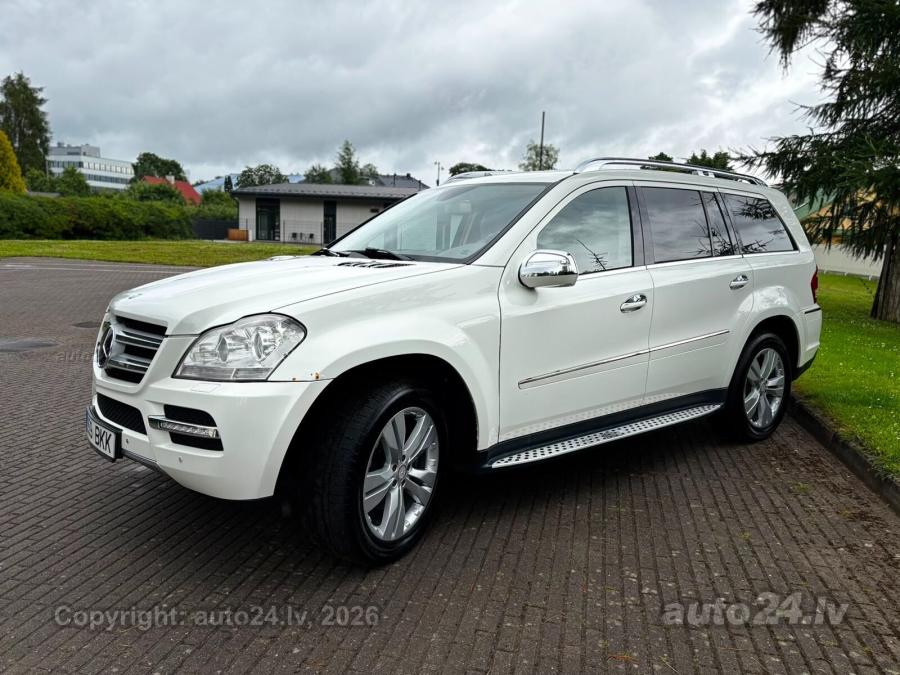 Balts Mercedes-Benz GL-Class 2010 Rapla, ar dzinēja tilpumu 4.70 L un nobraukumu 371 tūkst. km par 13500 €, foto 4 vietnē AUTOMOTO.COM.LV