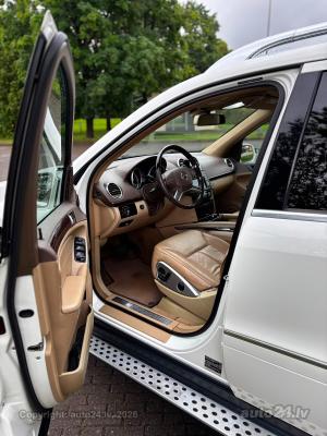 Balts Mercedes-Benz GL-Class 2010 Rapla, ar dzinēja tilpumu 4.70 L un nobraukumu 371 tūkst. km par 13500 €, foto 8 vietnē AUTOMOTO.COM.LV