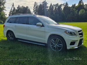 Balts Mercedes-Benz GL-Class 2015 Tallina, ar dzinēja tilpumu 3.00 L un nobraukumu 150 tūkst. km par 23850 €, foto  vietnē AUTOMOTO.COM.LV